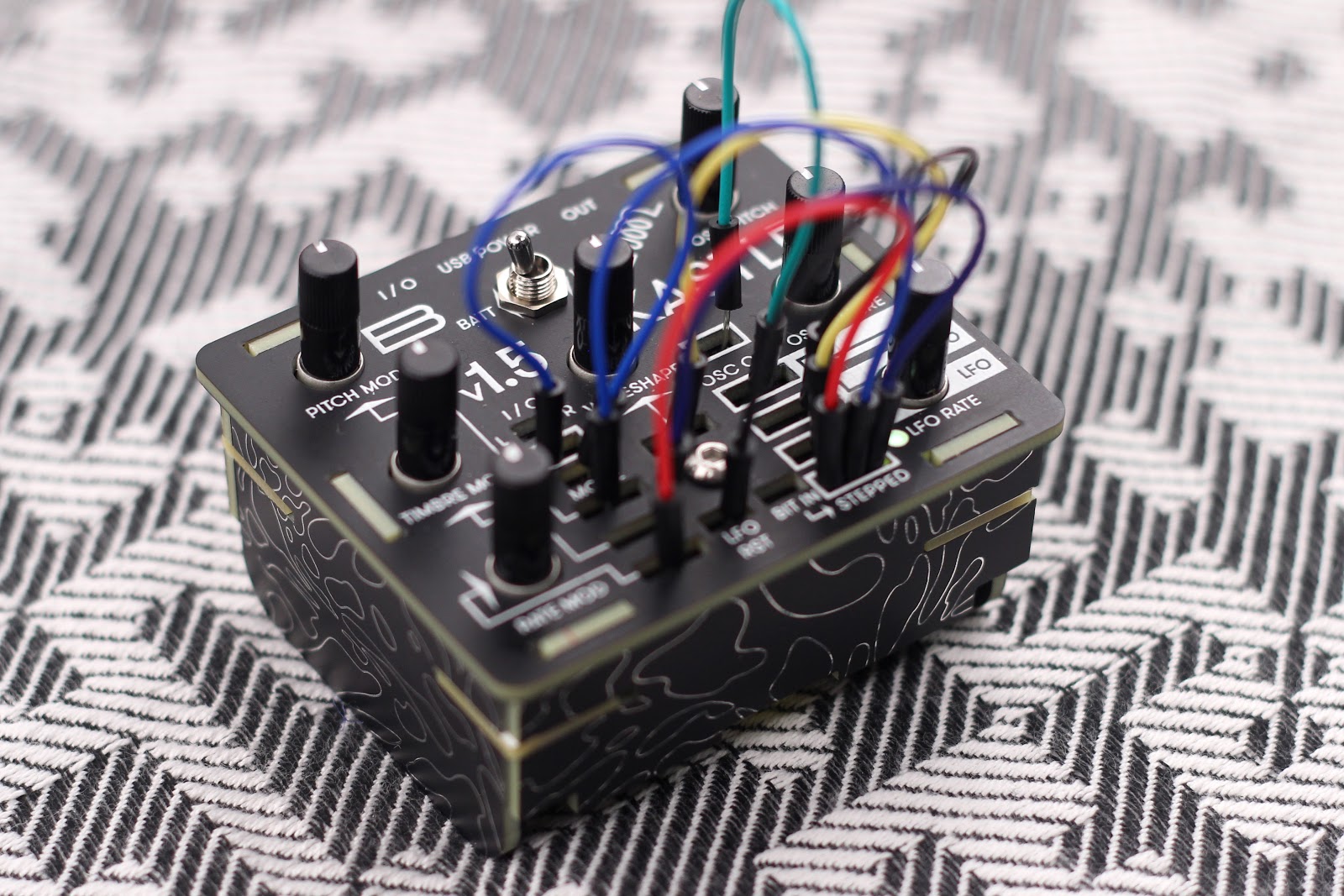 MATRIXSYNTH: Kastle v1.5 - new features & style