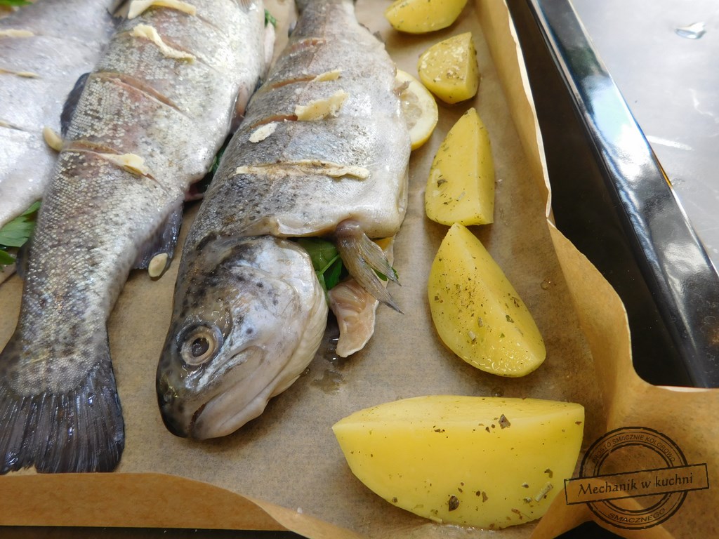 Mechanik w kuchni: Pstrąg z piekarnika