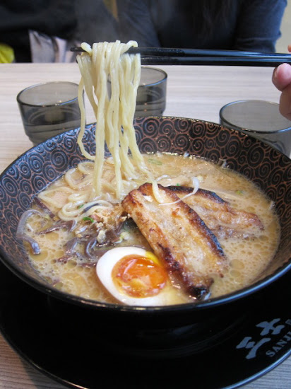 a hungry girl's guide to taipei: ramen/japanese: i recommend RAMEN SANJI