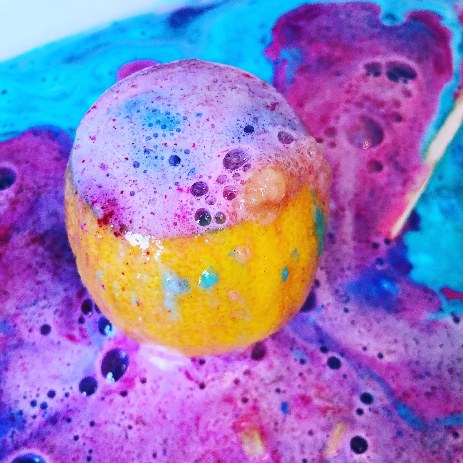 Find the Little Mind: Lemon Volcanoes!