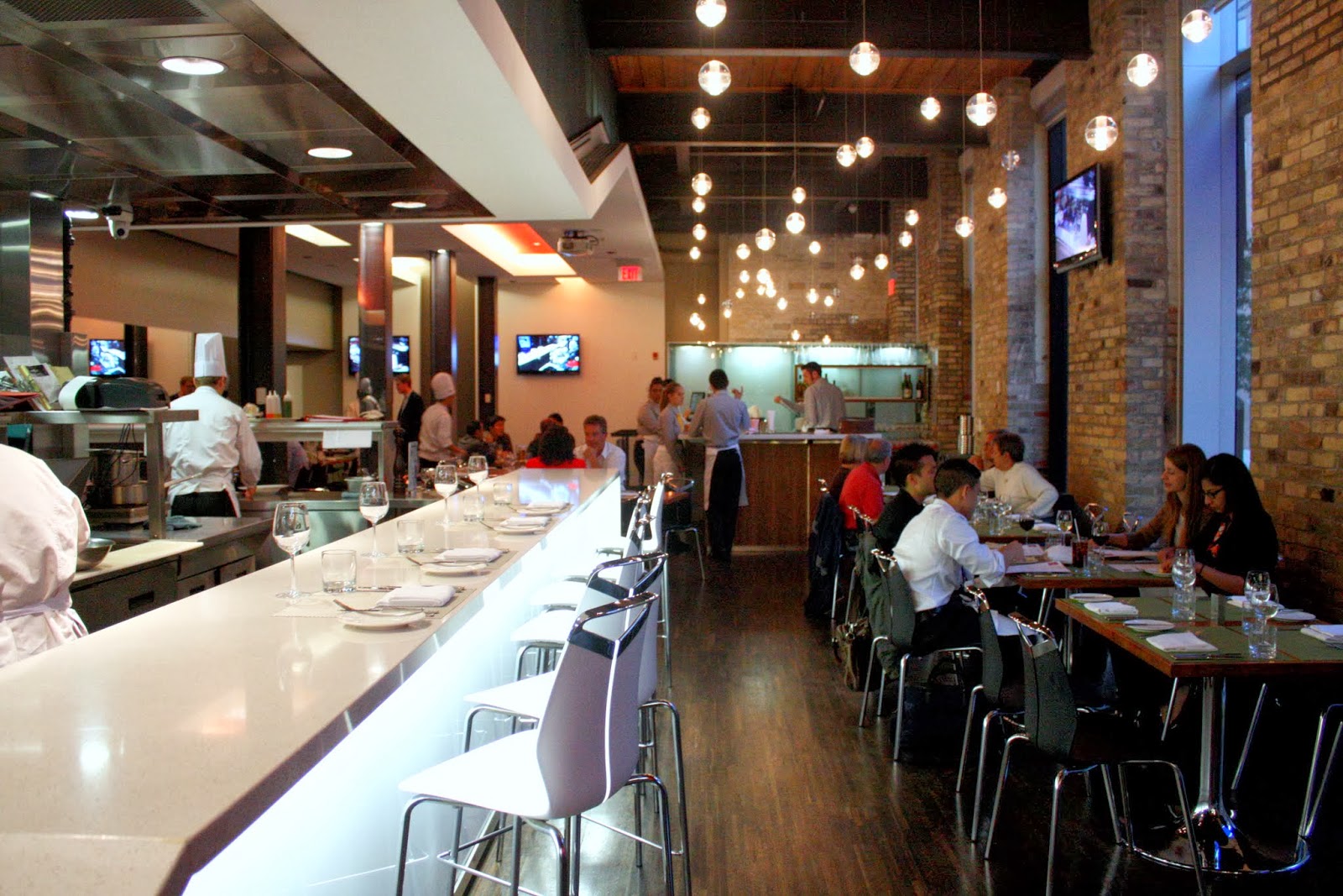 The Chefs' House - Food Junkie Chronicles