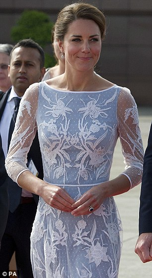 Strictly Kate (Catherine - The Duchess of Cambridge): The Royal Couple ...