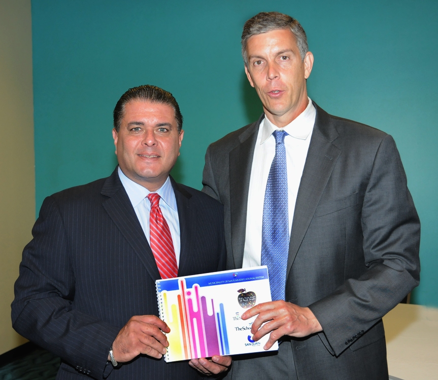 JORGE A. SANTINI, ALCALDE de SAN JUAN: Santini destaca logros de las ...