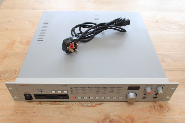 MATRIXSYNTH: AKAI S01 Digital Sampler SN 29355-00474