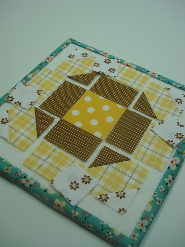 Bee In My Bonnet: Easy Square in a Square Tutorial...