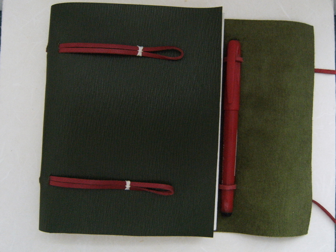 Lizzie Made: Leather Love - A Bookbinding Day at Knuston