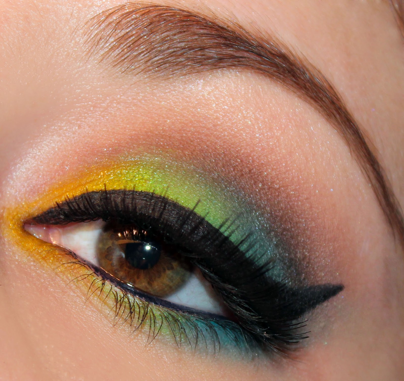 Luhivy's favorite things: Summer Series : Tropical Fiesta Makeup Look