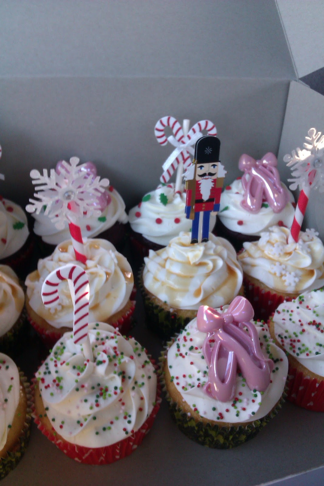 Cupcake Delivery Dallas | Birthday, Wedding Cupcakes Dallas, TX ...