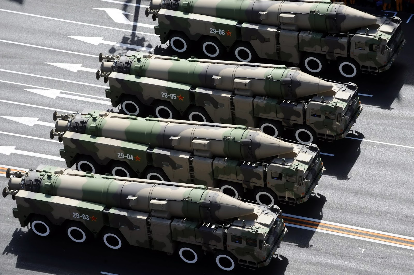 Sora's Pictures of Various Cool Stuff: Missiles