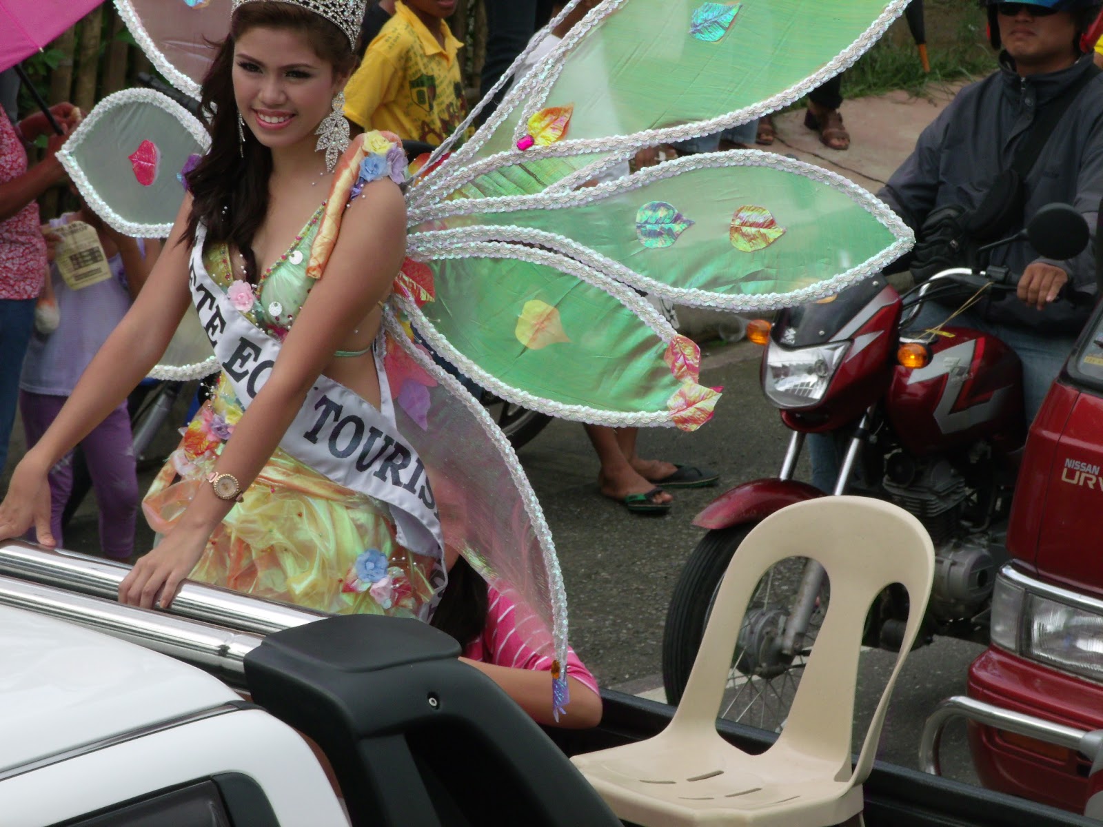 MADYAAS PEN: Balete Beauties