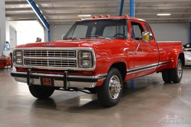 Autos del recuerdo: Old Dually Pick up