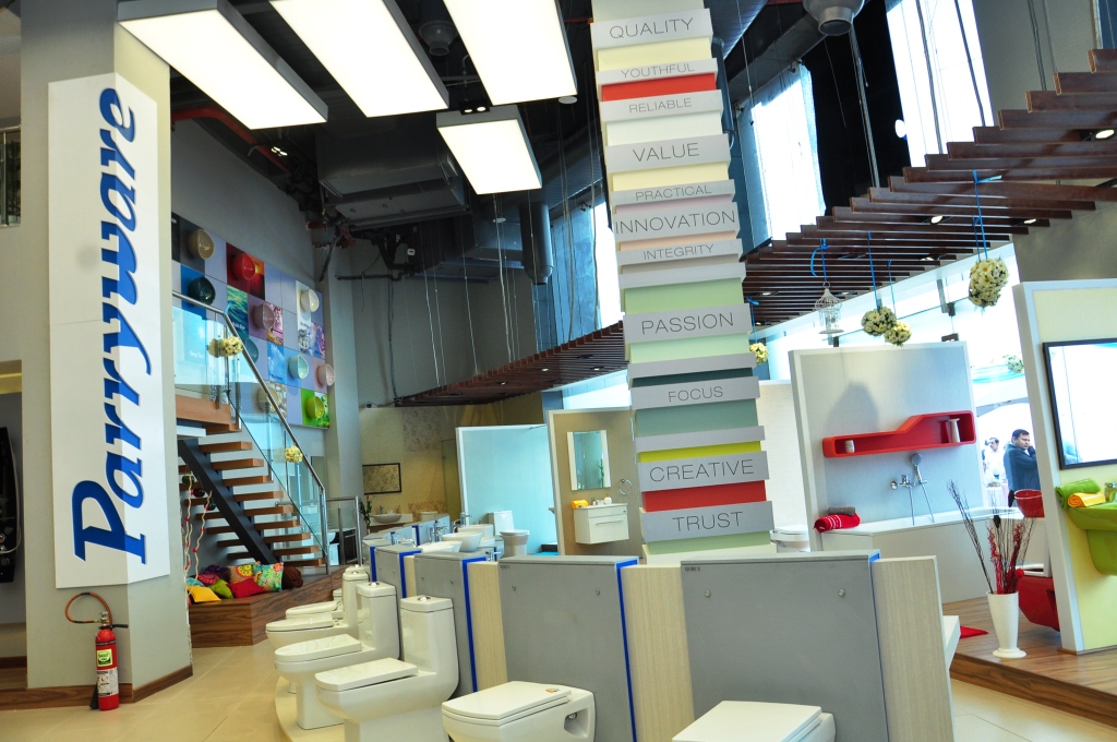 Parryware Display Studio by Roca Bathrooms Inaugurated by Pau Abello ...