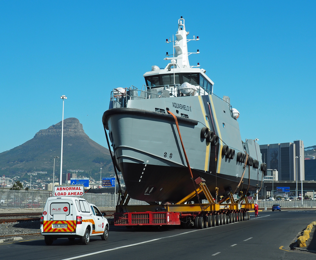 Crystal Blues: Ship Causes Traffic Jam In Cape Town