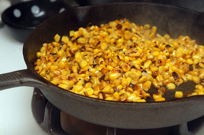 COPYCAT STEAKHOUSE CAST IRON CORN - Hugs and Cookies XOXO