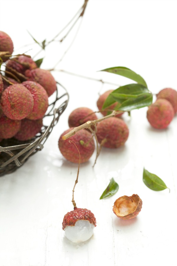 Air Lychee - masam manis