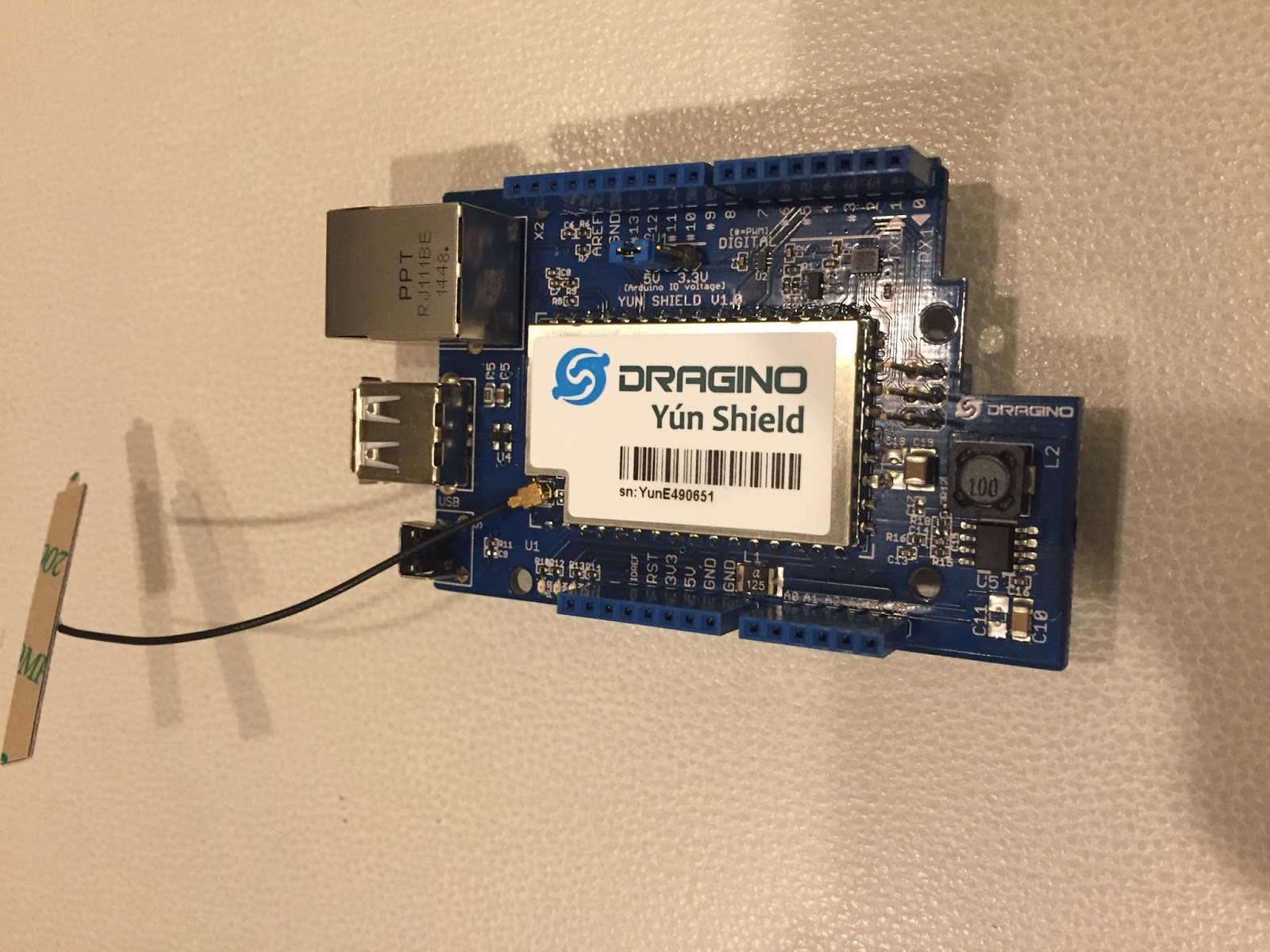 Arduino Maker: Arduino + Yun Shield(Dragino Yun Shield)
