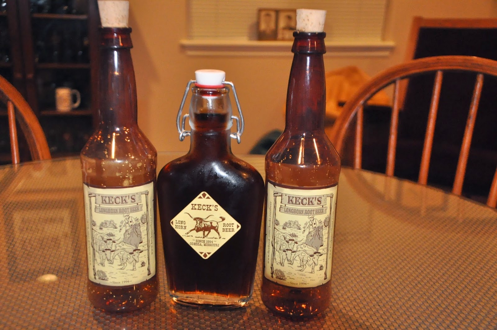 Tom's Root Beer Collectibles: Keck's Longhorn Root Beer