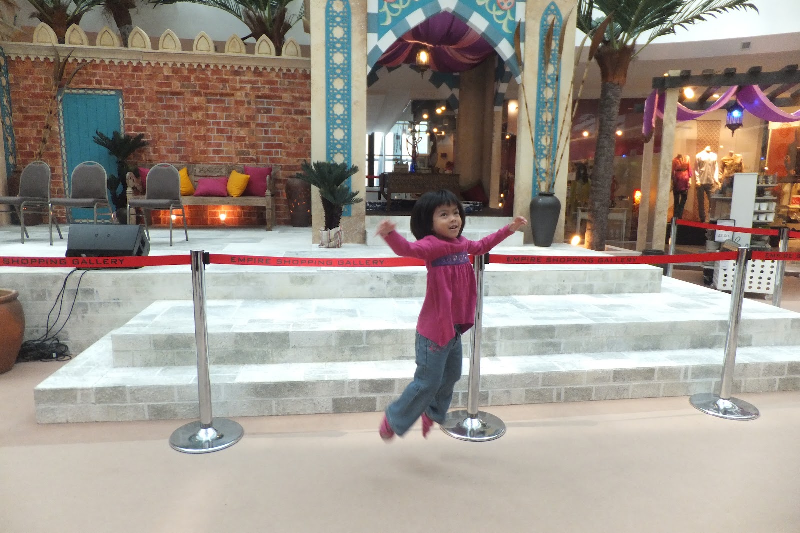 Deko raya di Empire Subang Jaya