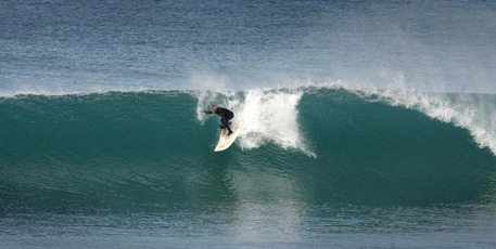 Teal Motor Lodge, Gisborne New Zealand: Surf, sand, spirituality