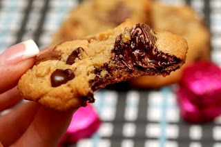 DOVE RASPBERRY CHOCOLATES MEET A SPECTACULAR REESE'S PEANUT BUTTER CUP ...