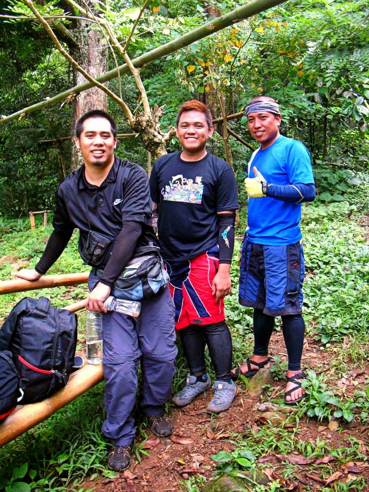 SI AYANG ANG ESKAPO : Mt. Makiling Traverse "MAKTRAV" via Sipit Trail ...