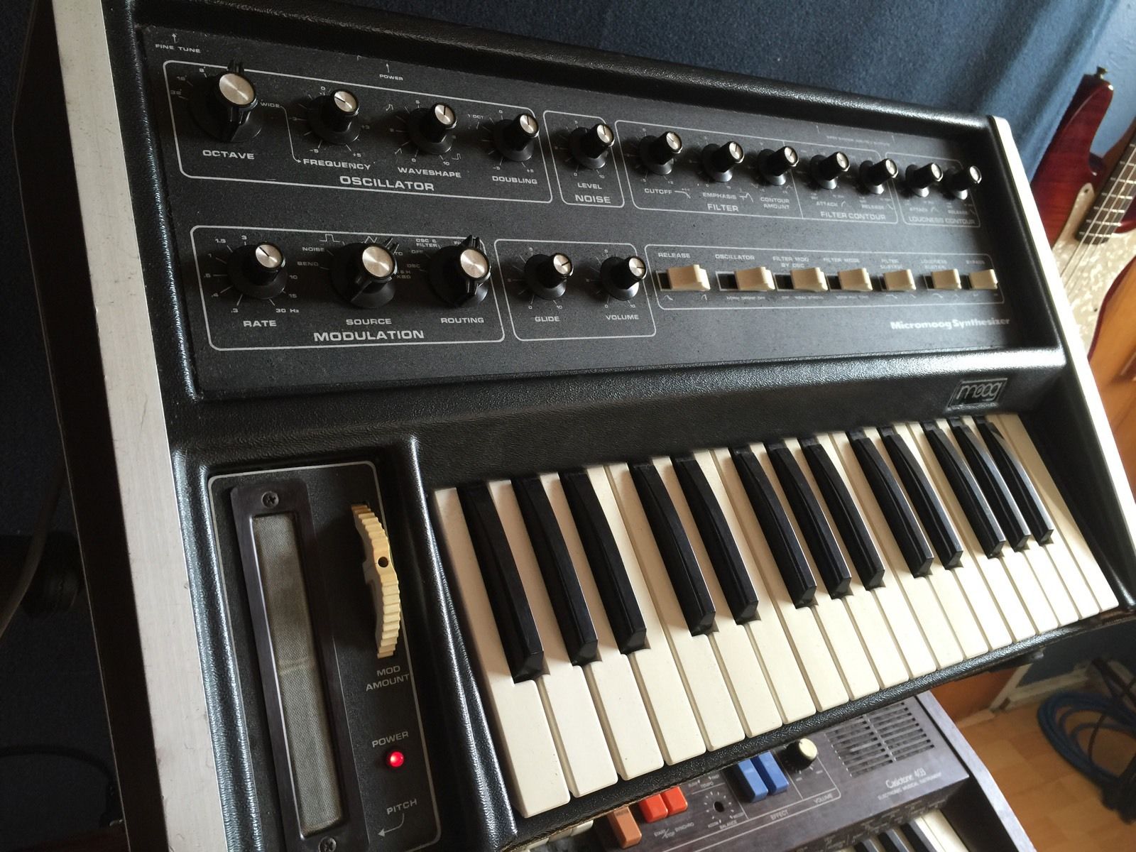 MATRIXSYNTH: Vintage Moog Micromoog SN 3020