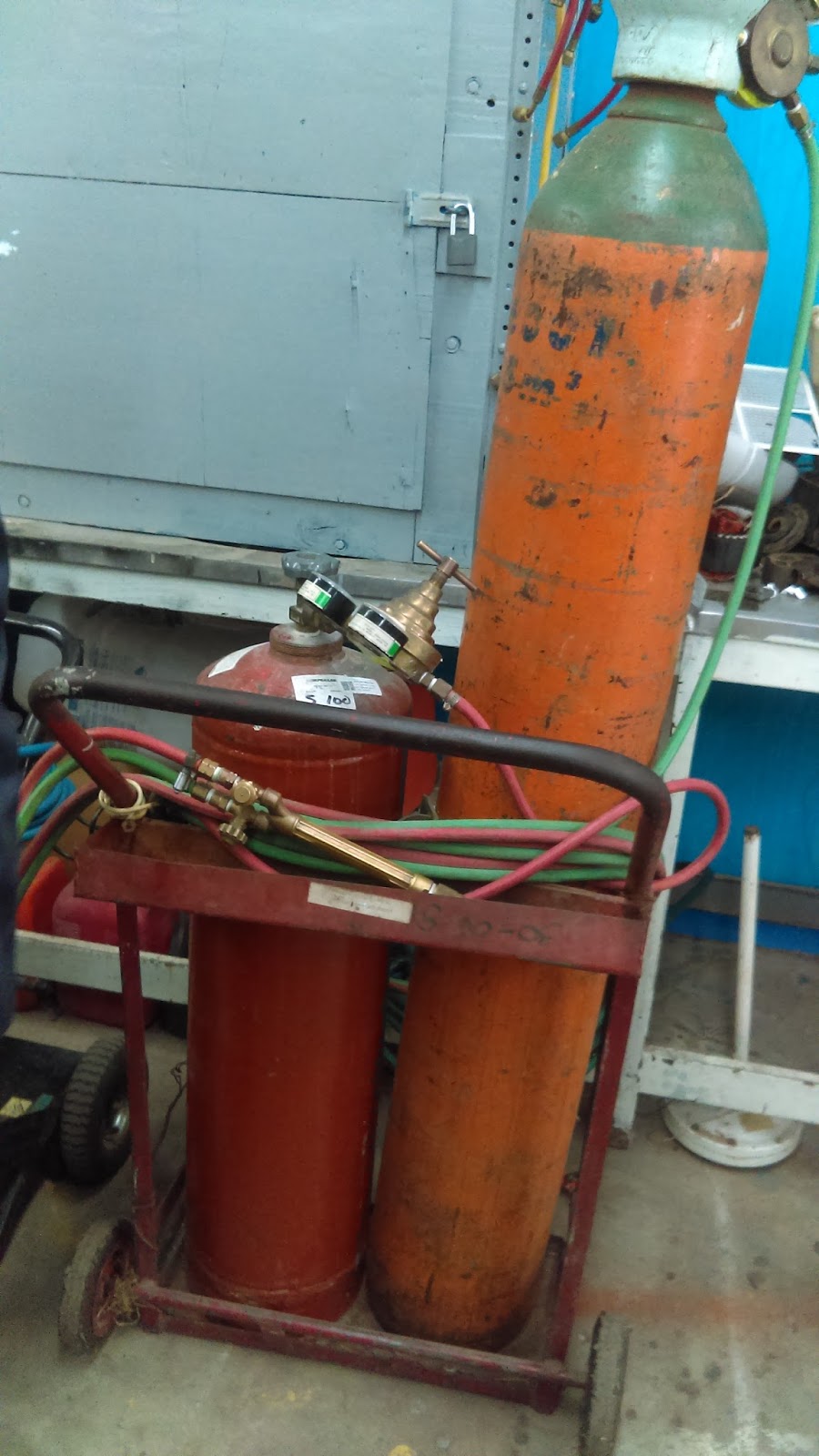 Mi presentación: ¿ como usar el equipo de soldadura autogena.