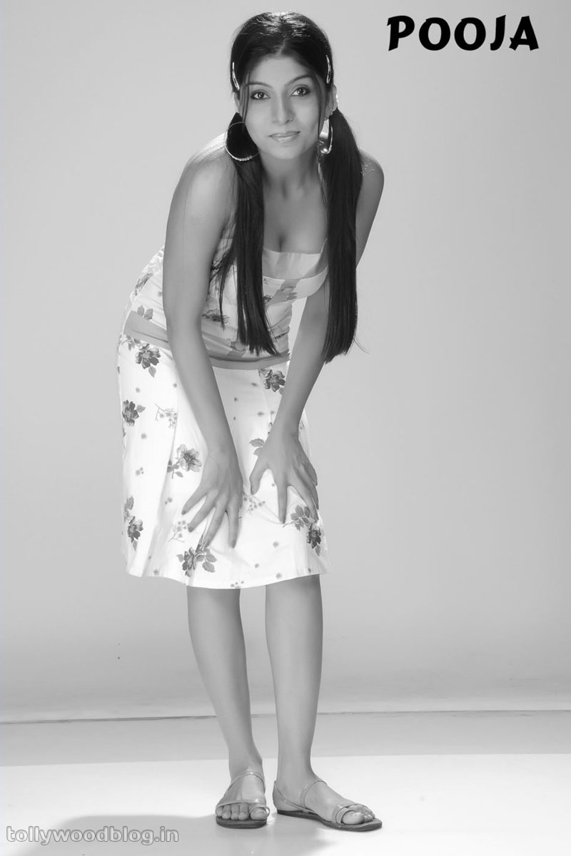 Hyd Model Pooja Reddy Portfolio Photos Hot Stills