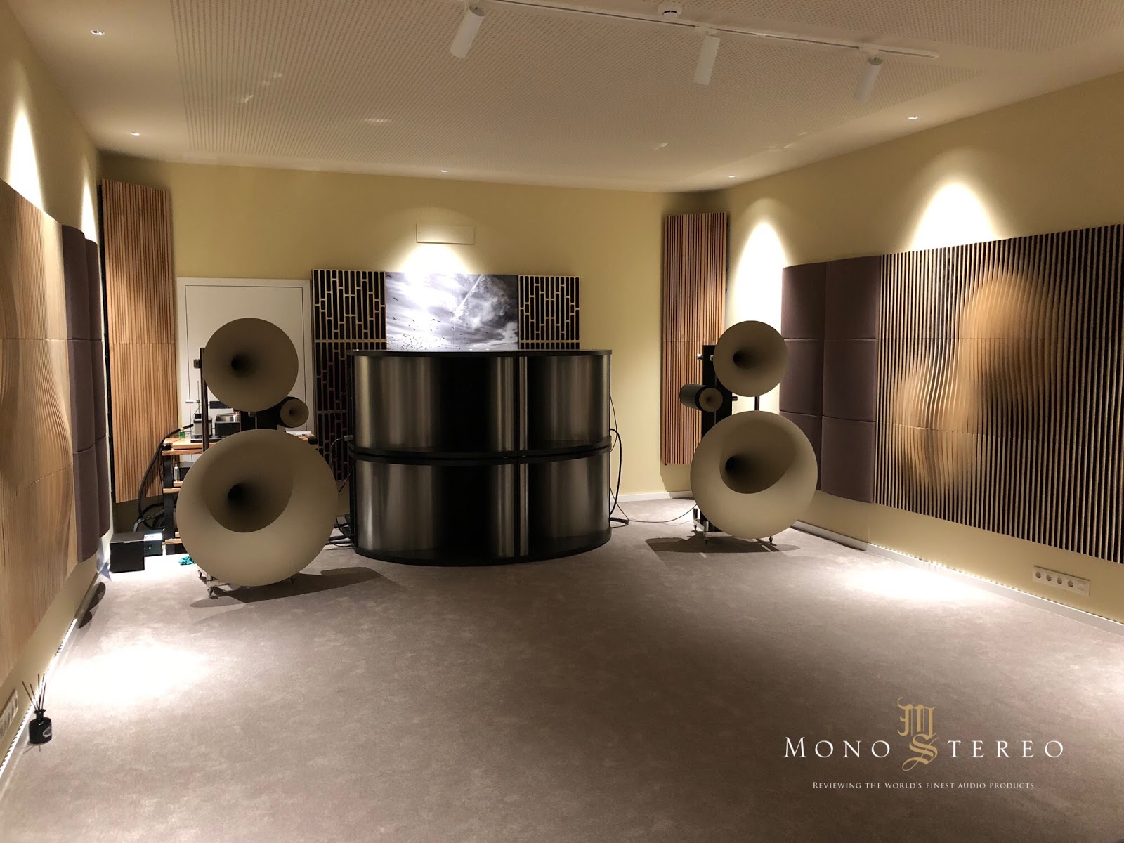 AUDIO ULTIMATE PORTO – M & S | Ultimate High-Fidelity