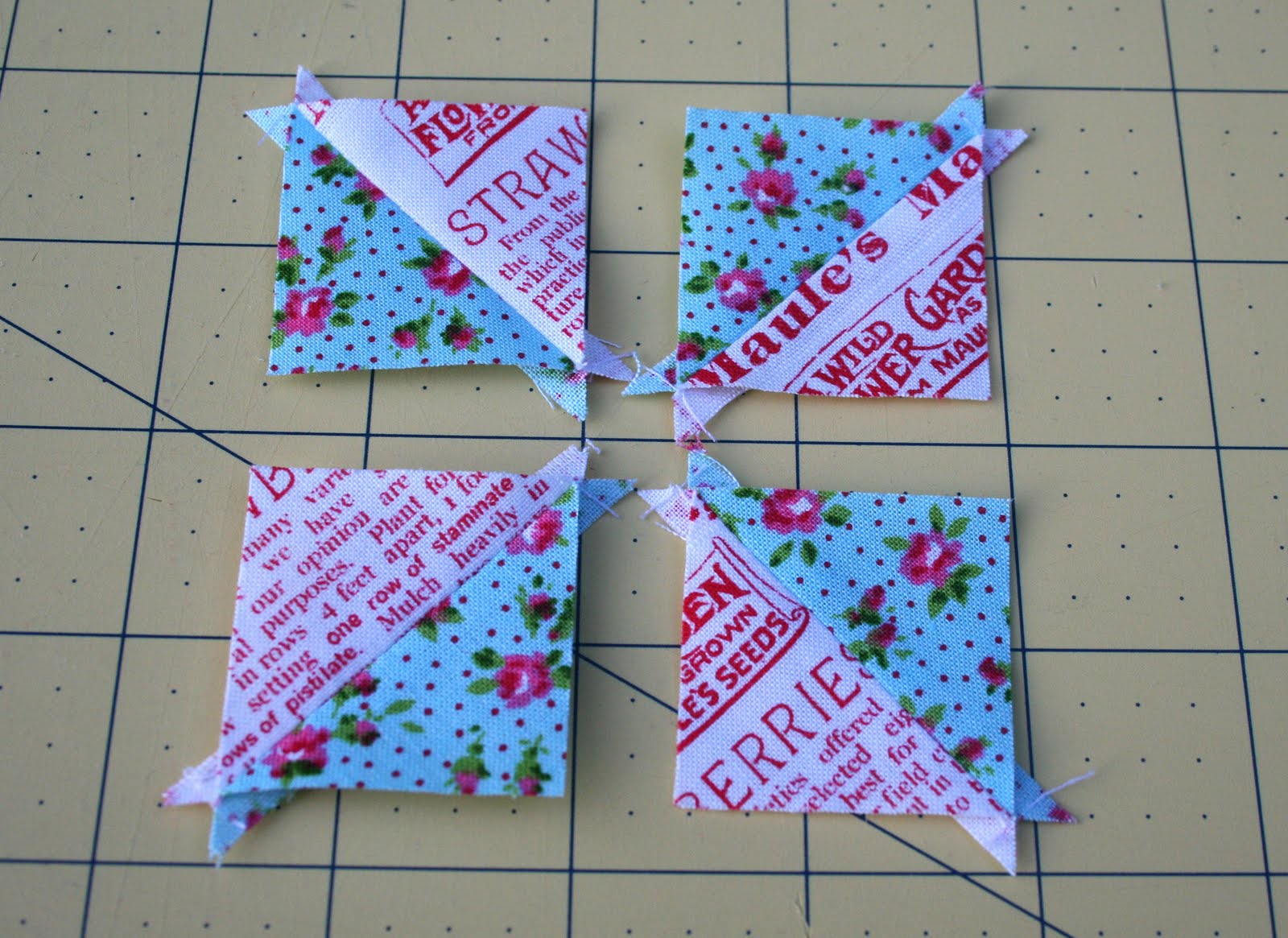 lovely little handmades: mini pinwheels...and tutorial!