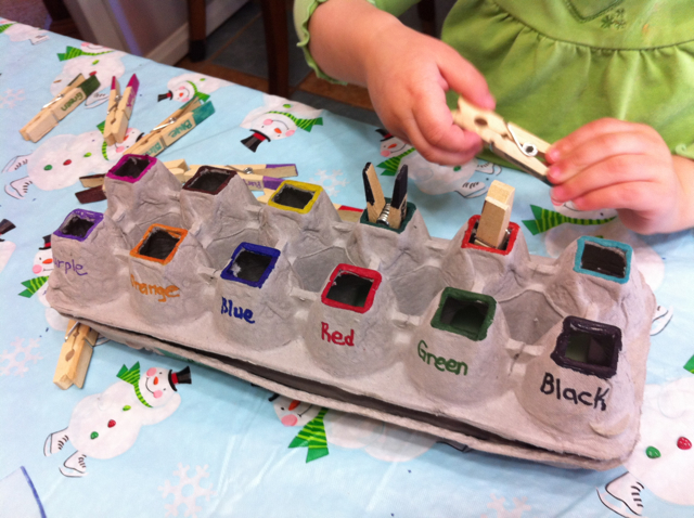 21st Century Keeper at Home: Clothespin Game for Toddlers