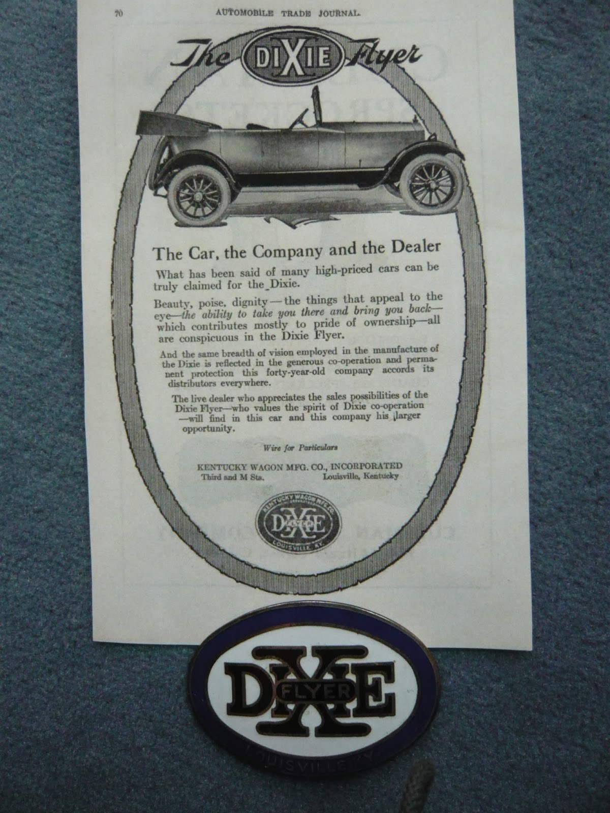 RadiatorEmblems: DIXIE FLYER / USA