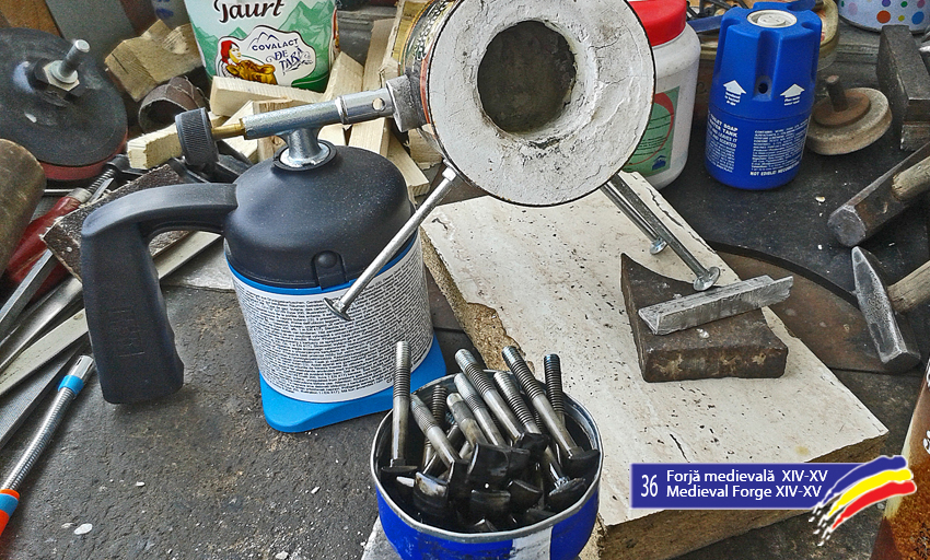 marian leonida: Forjă medievală / Medieval forge