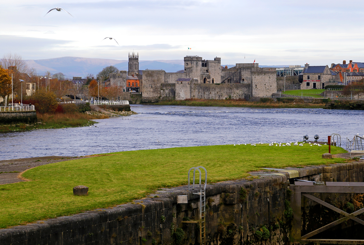 View Through a Distant Lens: Wandering Limerick: King John's Castle and ...