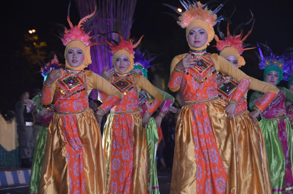BONDOWOSO CULTURE NIGHT CARNIVAL,MEMPERKENALKAN SENI DAN BUDAYA ...