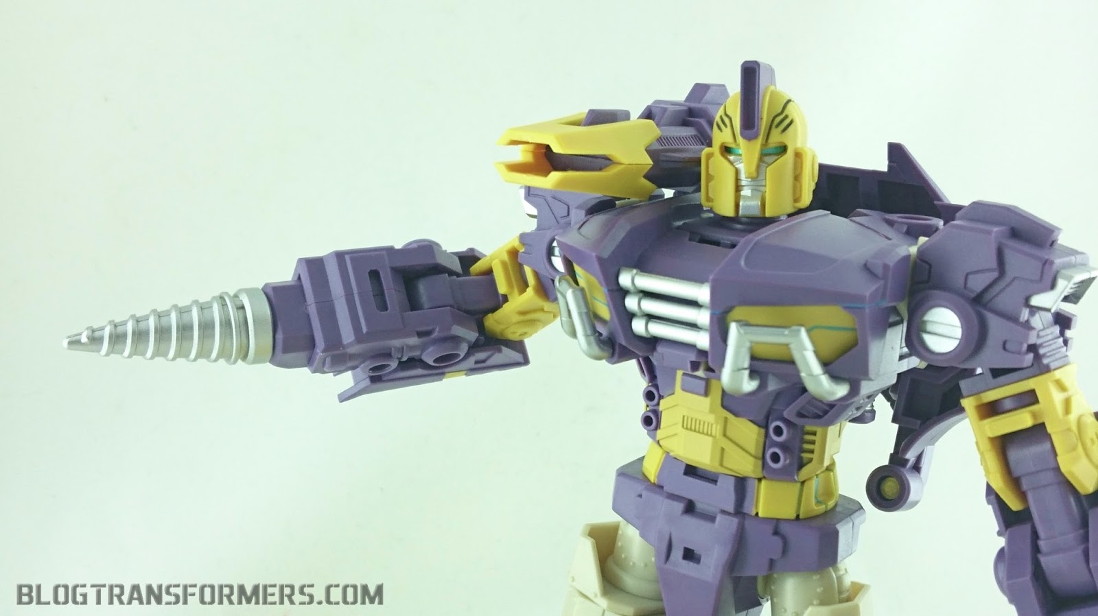 Blog Transformers.com: 1296: Reformatted R-13 Spartan (Impactor)