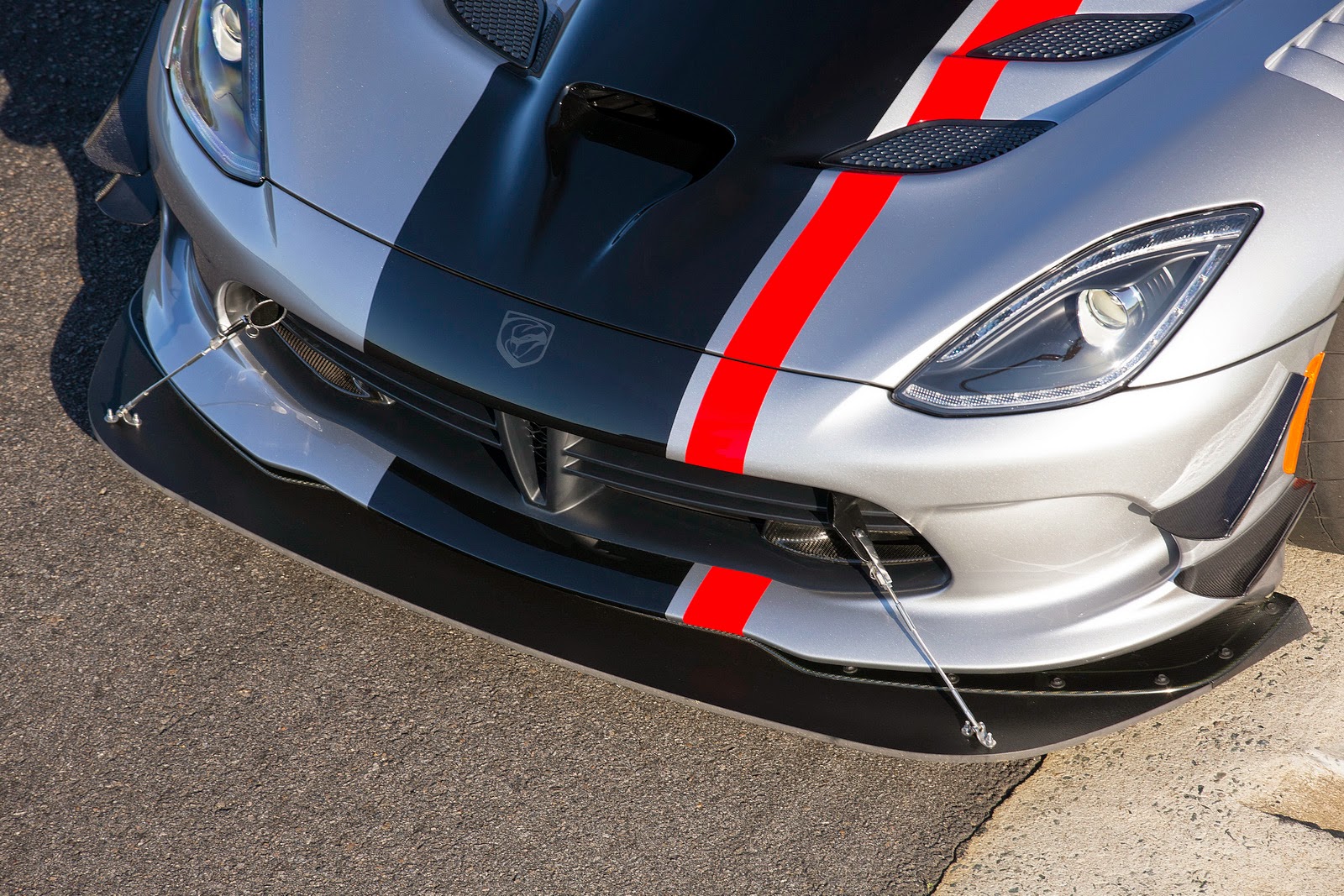 The Dodge Viper ACR Is The Fastest Street-Legal Track Viper Ever