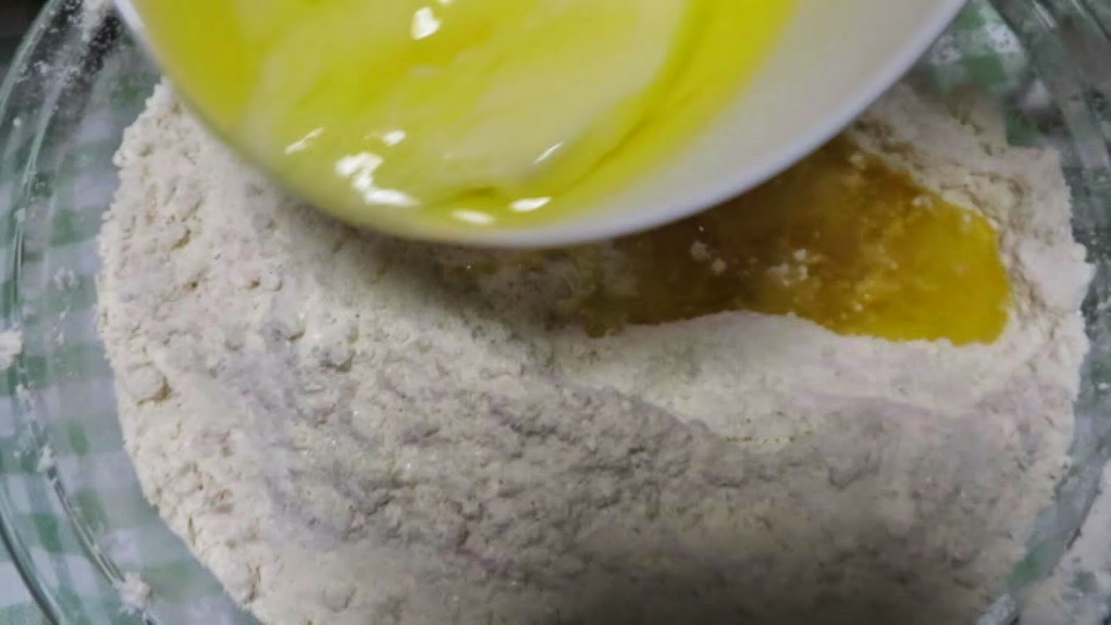 "Nette Cooking": "Polvoron"