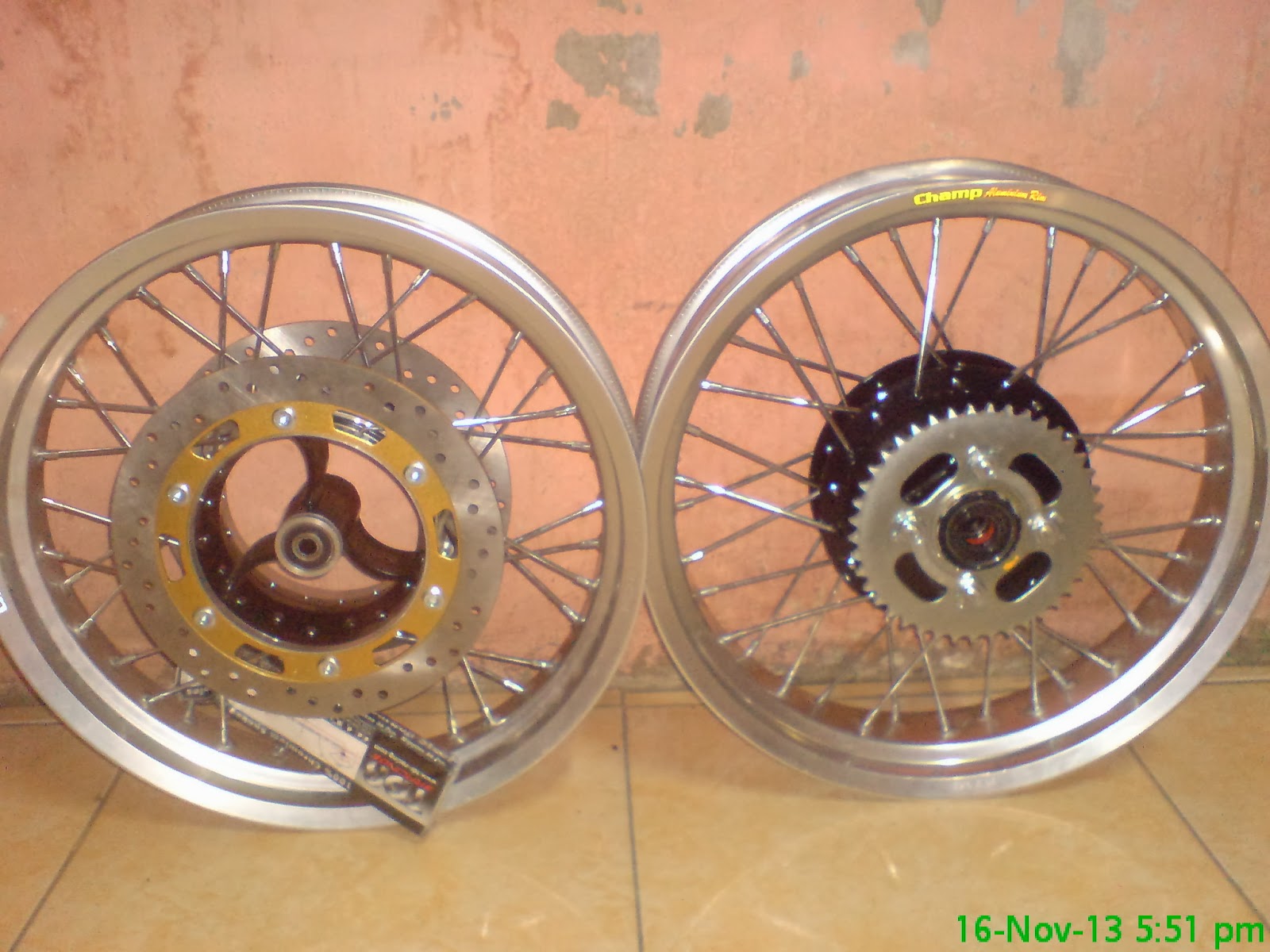 Velg champ dengan tromol Ninja dobel disk depan | Velg Motor Murah