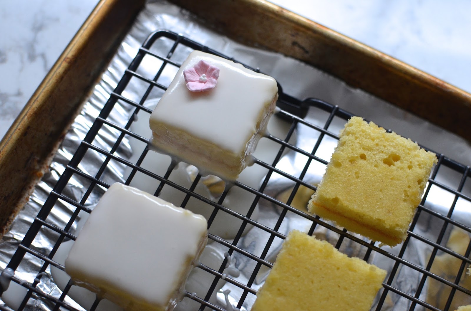 Playing with Flour: Petit fours