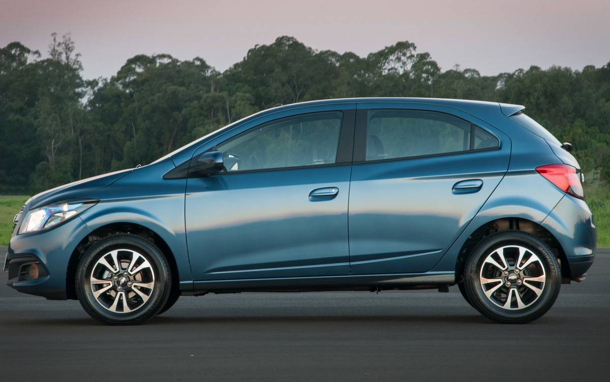 Chevrolet Onix 2014 Automático: preço R$ 43.390