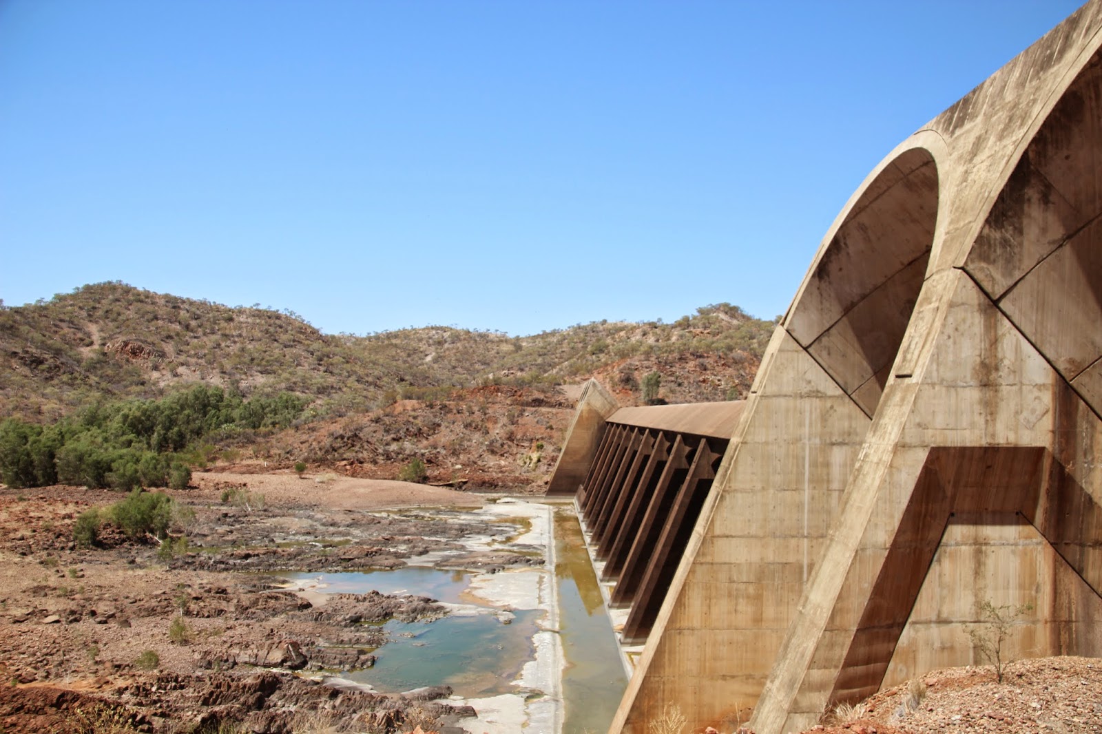 Kirb's Line: Kajabbi and Dobbyn.