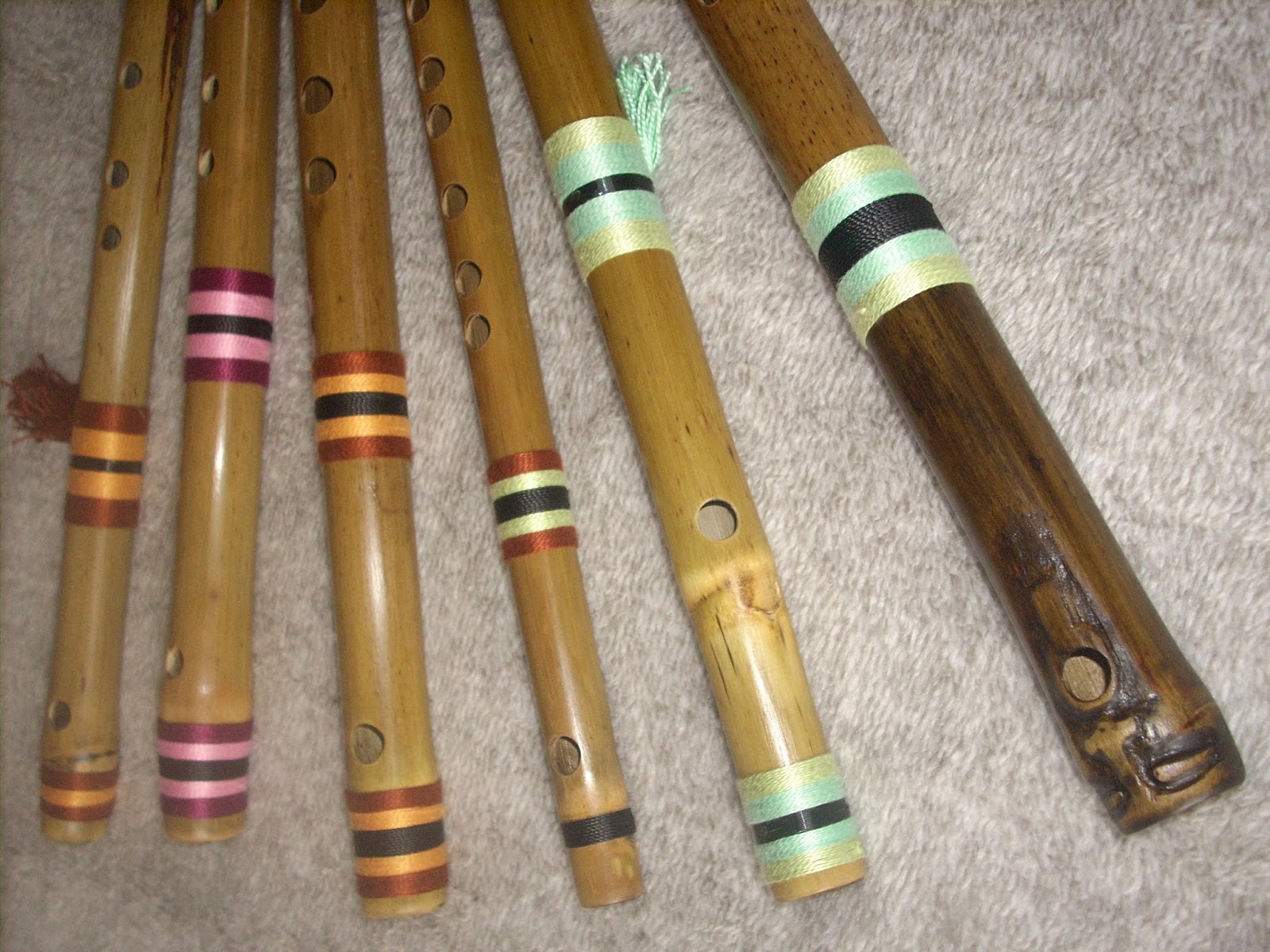 FLAUTAS DE BAMBU - QUENAS, QUENACHOS, PIFANOS: Pifanos para a venda