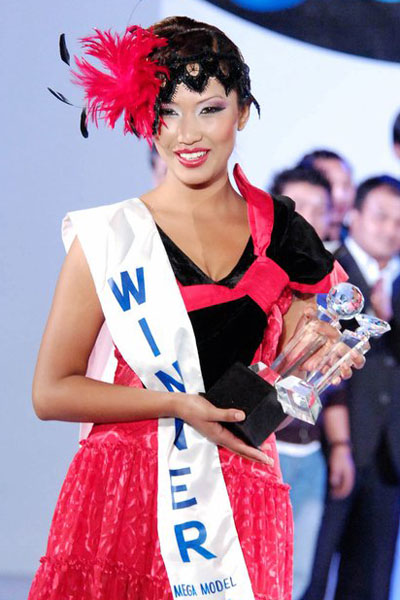 Mega Model Season 2 - Photos