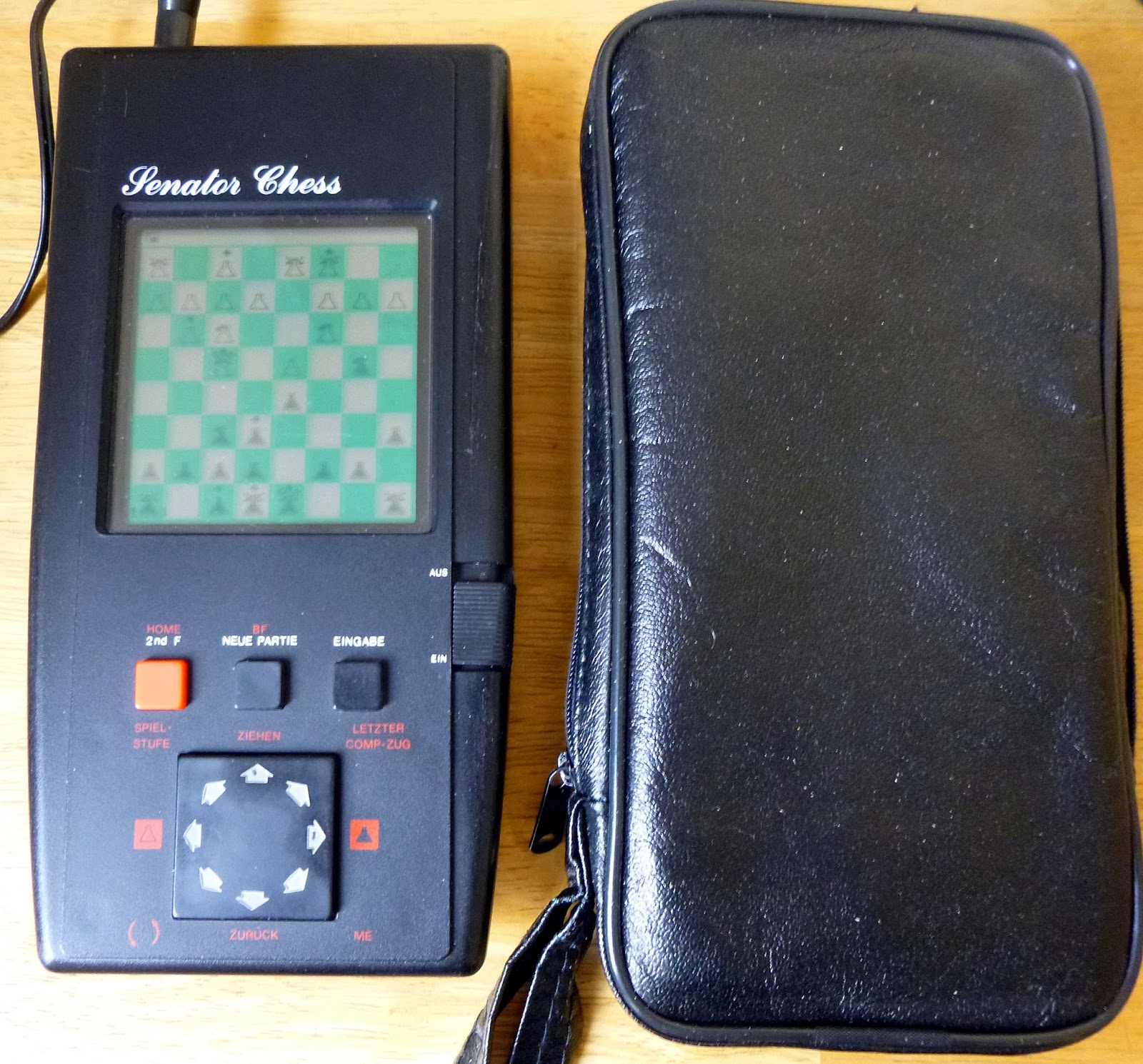 CHESS COMPUTER: Saitek/SciSys