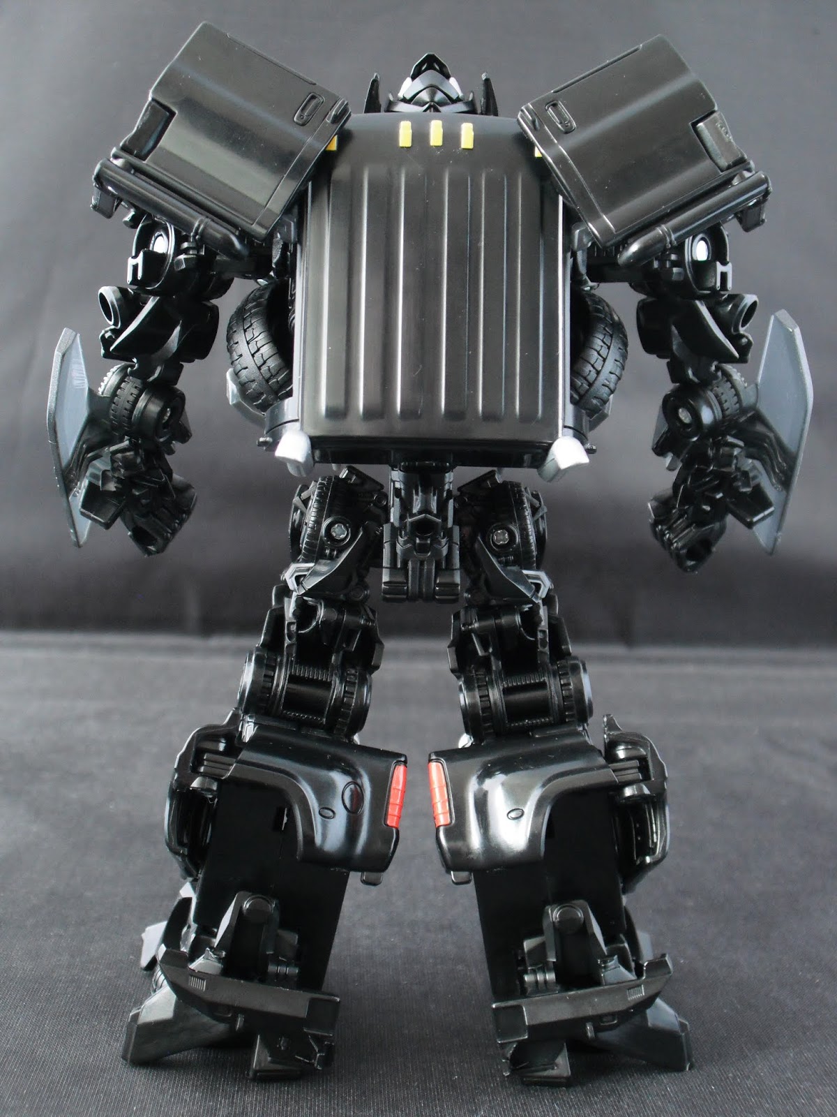 The HEXdidn't... TransFormers Collection Blog: Studio Series #14 Ironhide