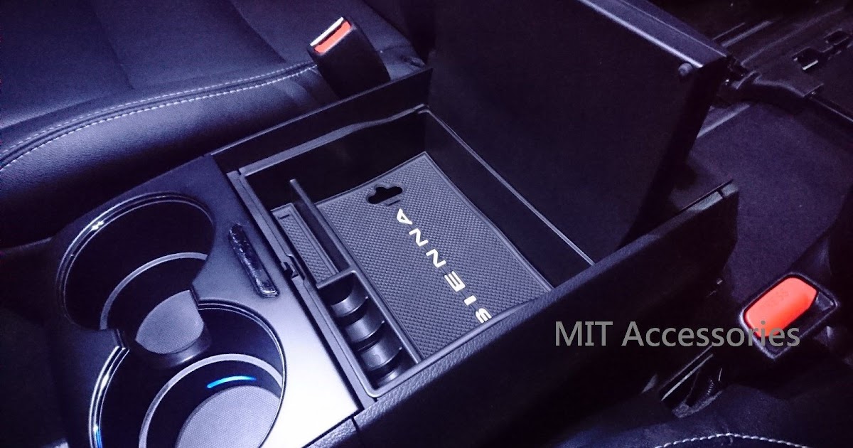 Toyota Sienna in Germany: Sammelbestellung Einsatz für die Mittelconsole