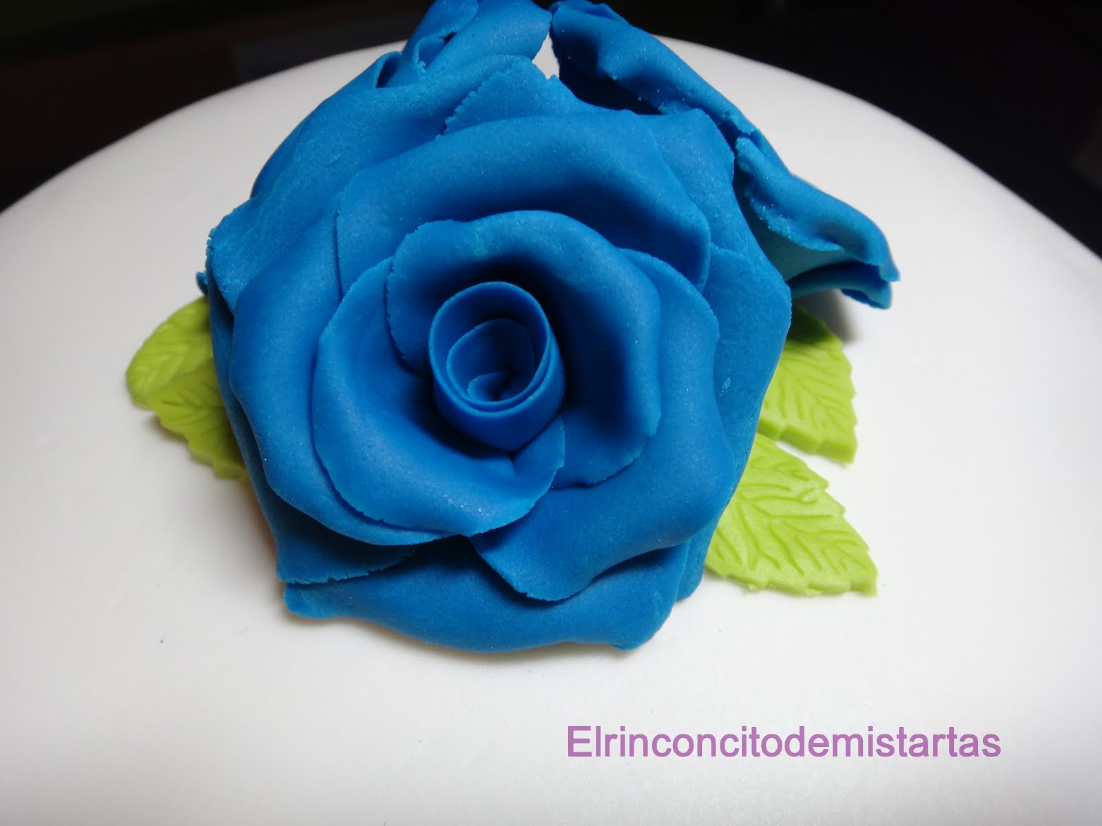 El rinconcito de mis tartas: Tarta rosas azules
