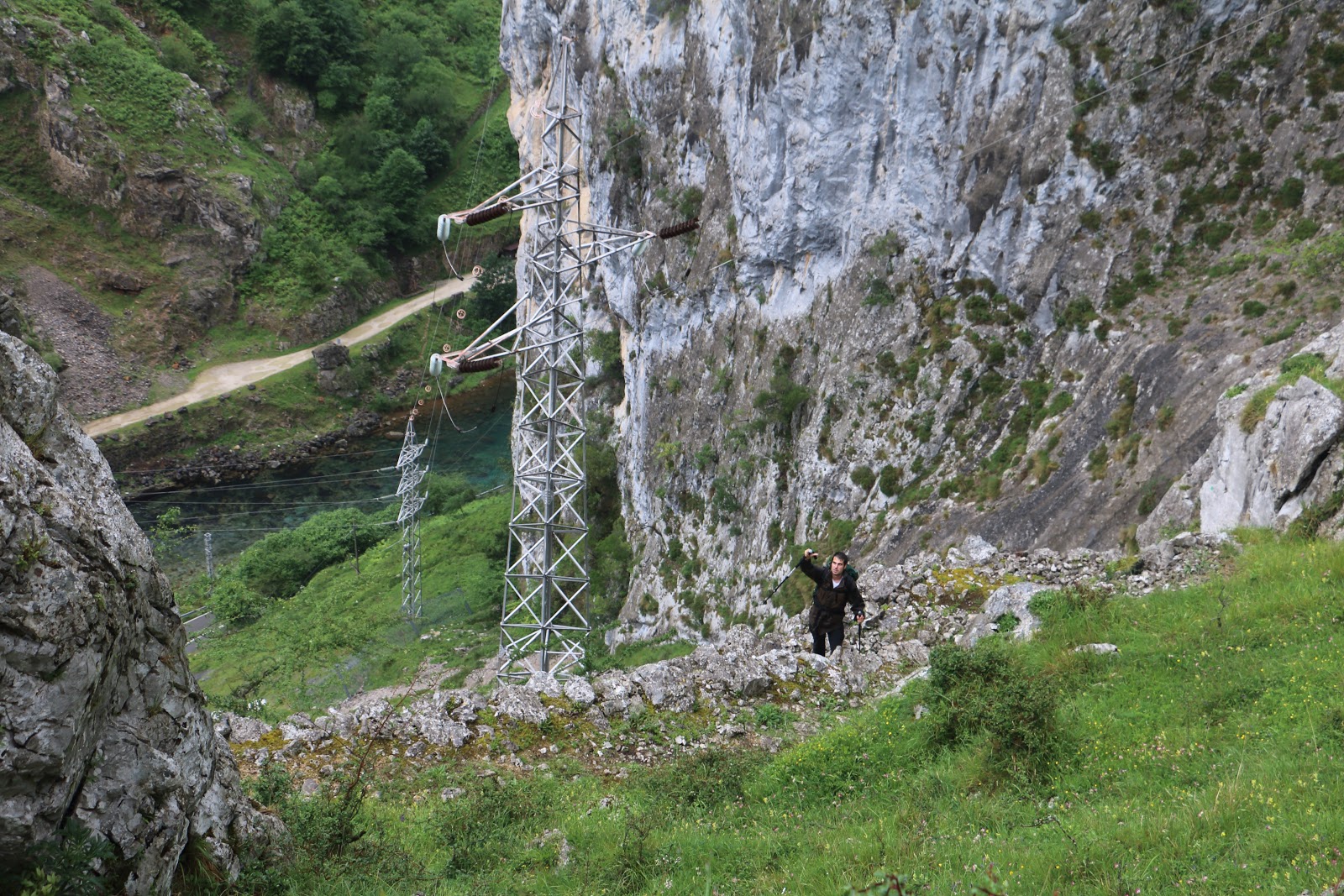 Club de Montaña Visitación: Ruta Poncebos-Urriello-Cabrones-Sotres-Poncebos