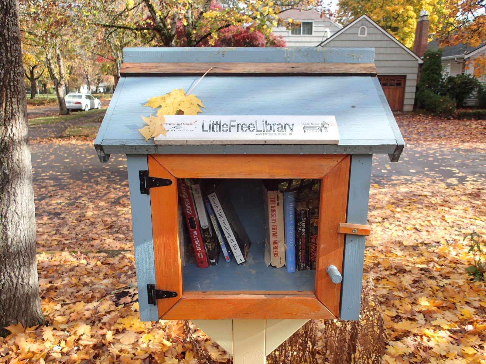 Kent's Bike Blog: A Little Tour of Little Free Libraries